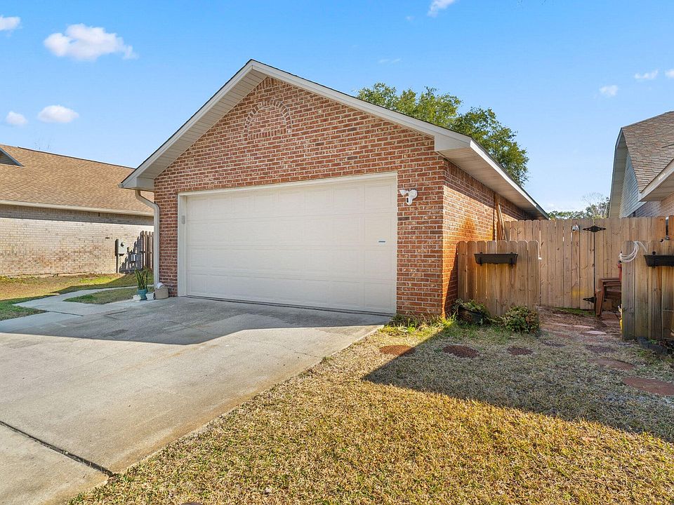 1733 Ivalea Cir, Navarre, FL 32566 | Zillow