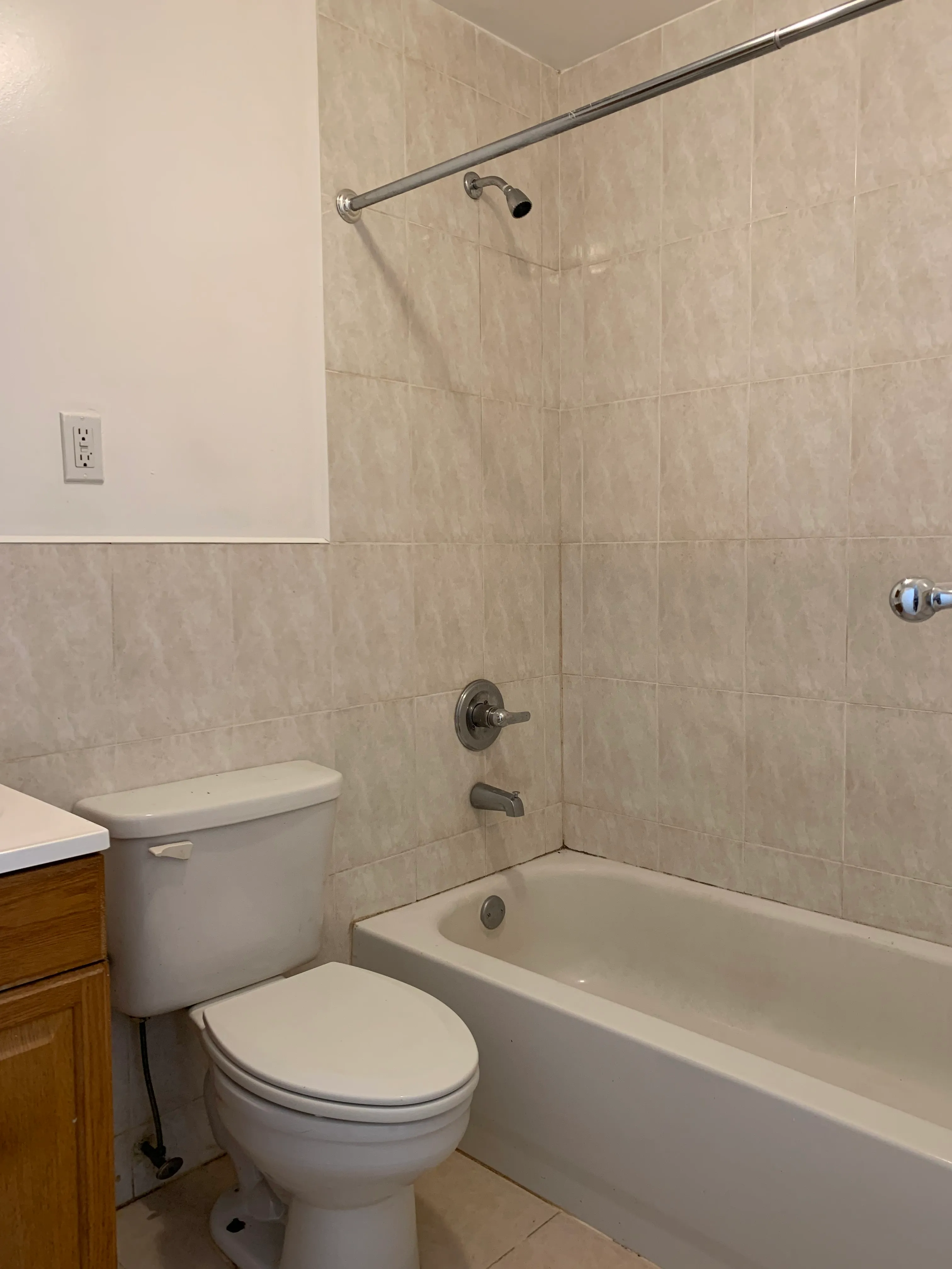 2571 Tenbrock Avenue #1 in Laconia, Bronx | StreetEasy