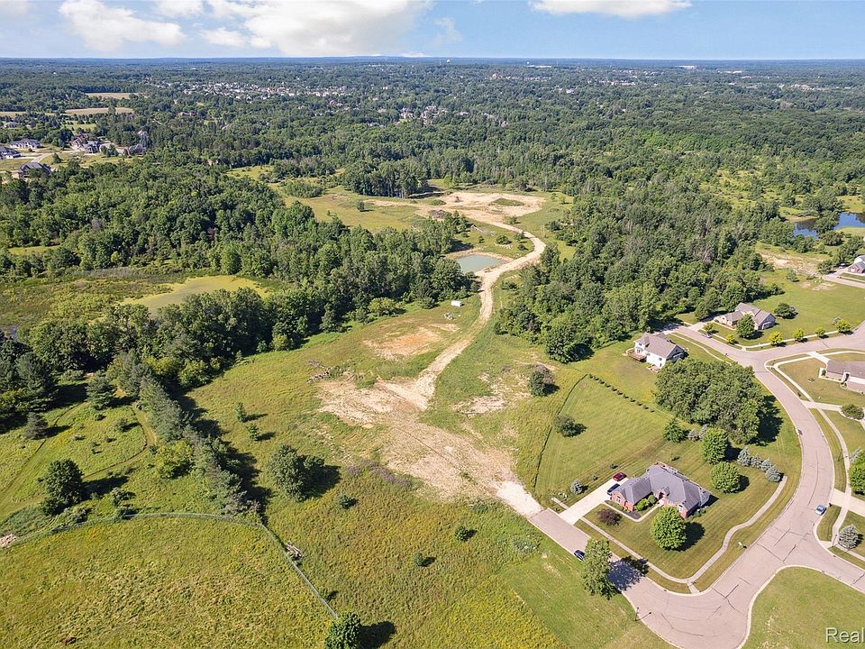 20 Vl Jeri Dr, Grand Blanc, MI 48439 | Zillow