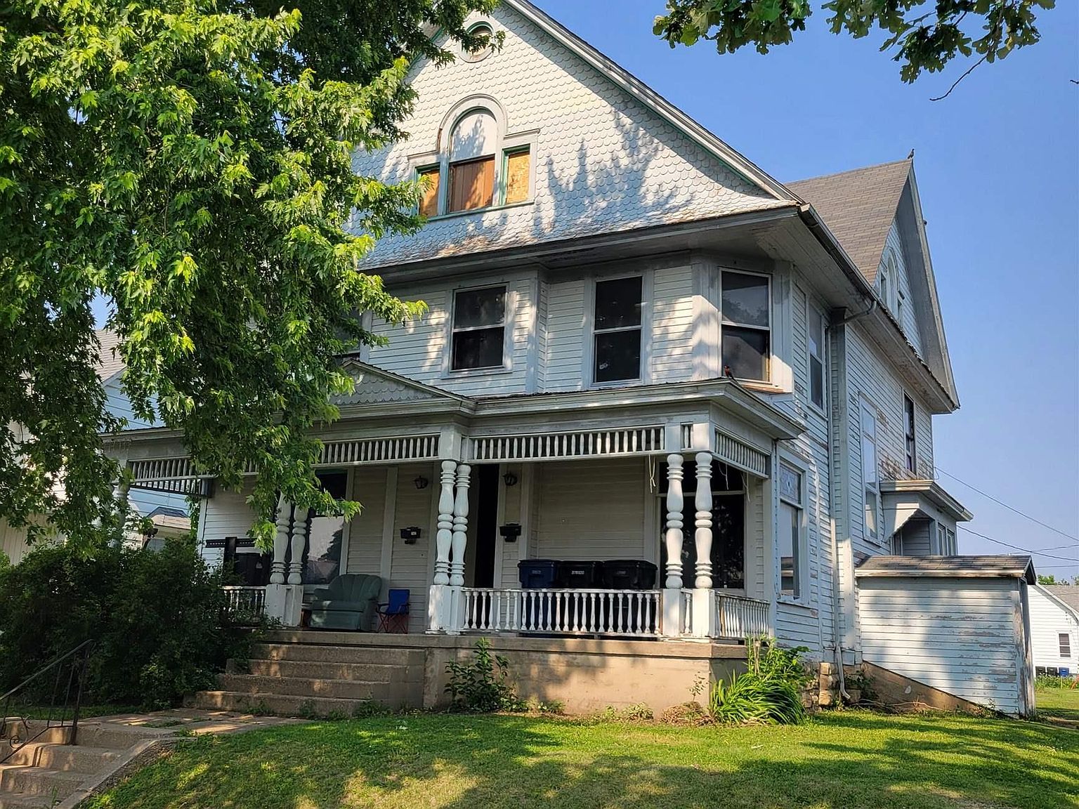 606 Meridian St #1 & 2, Tipton, IA 52772 | Zillow