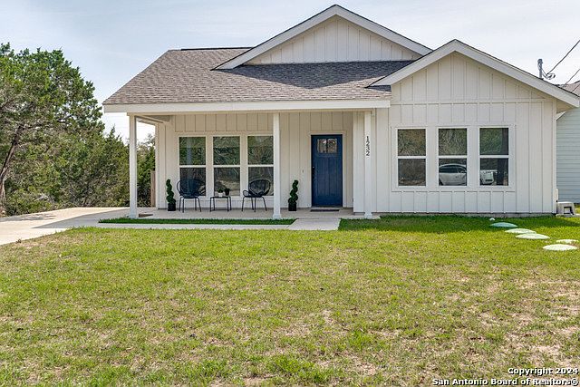 1232 DIAMONDHEAD DR, Canyon Lake, TX 78133 | MLS #1757051 | Zillow