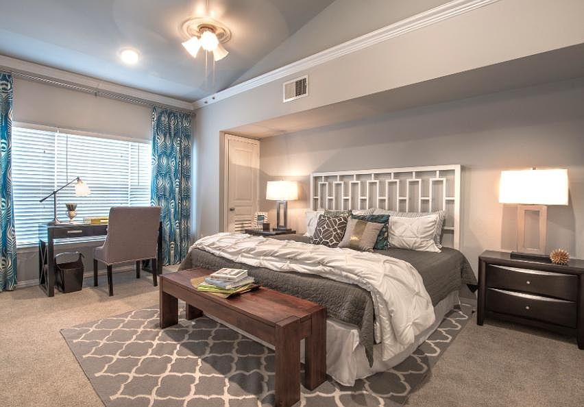 2303 Clark St, Dallas, TX 75204 | Zillow