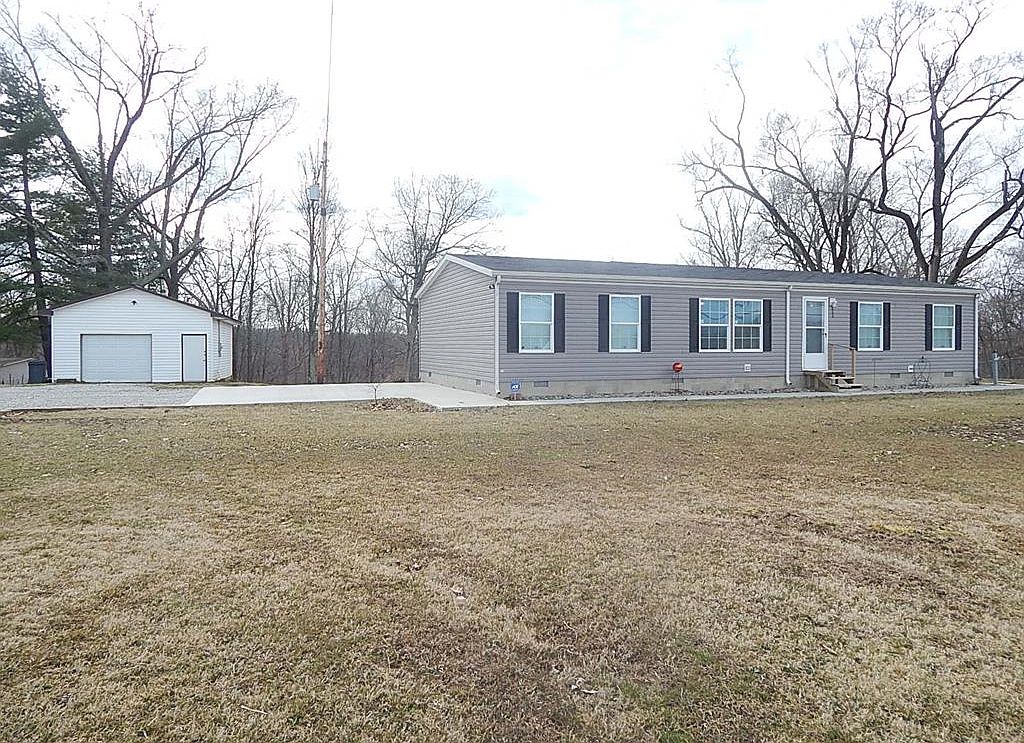 660 Market St, Piketon, OH 45661 | Zillow