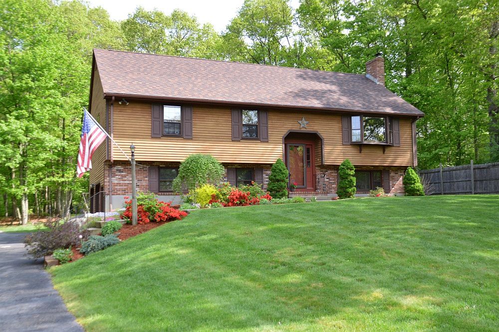 34 Fales Rd, North Attleboro, MA 02760 | Zillow