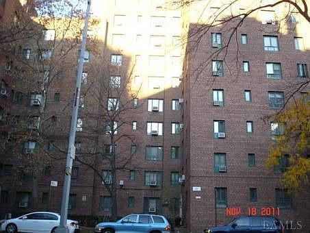 1522 Unionport Rd, Bronx, NY 10462 | Zillow