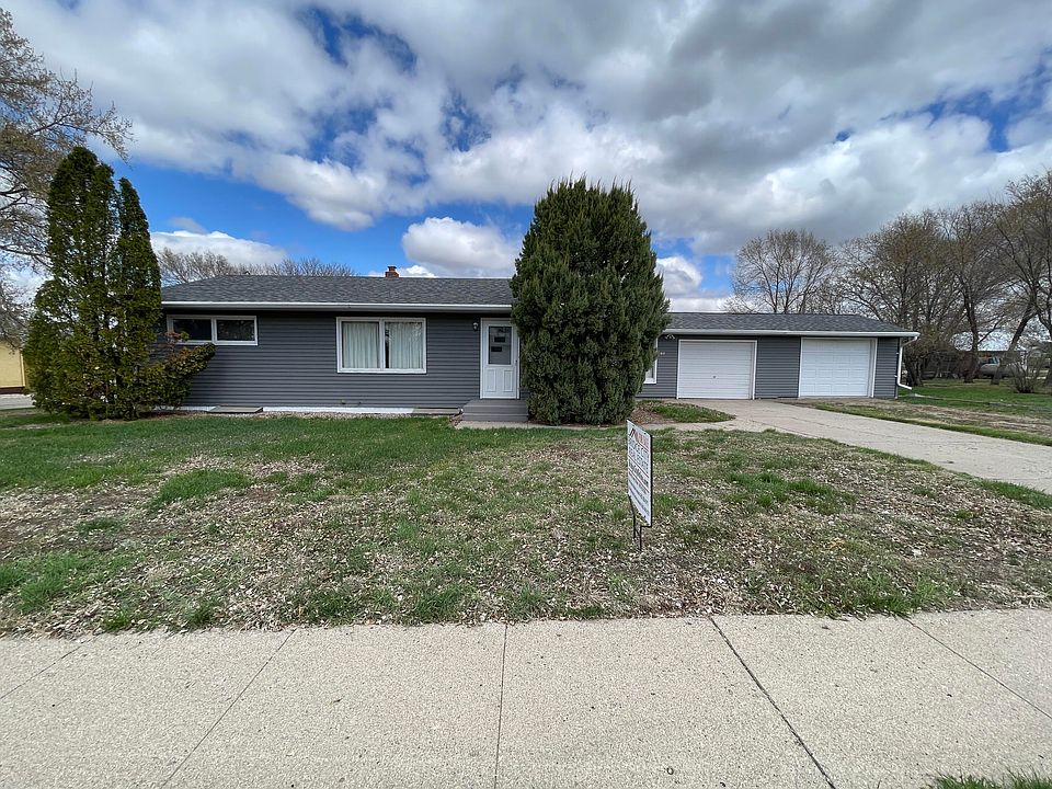 613 C Ave, Pollock, SD 57648 | Zillow