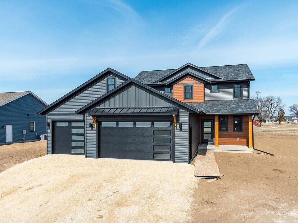 1725 Fox Glove STREET, Holmen, WI 54636 | MLS #1867776 | Zillow