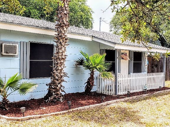 713 N Kossuth St, Rockport, TX 78382 | MLS #420375 | Zillow