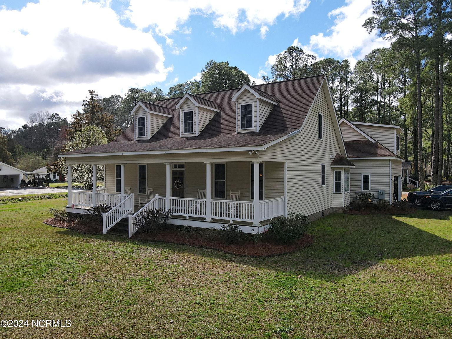 402 Confederate Street, Windsor, NC 27983 | Zillow