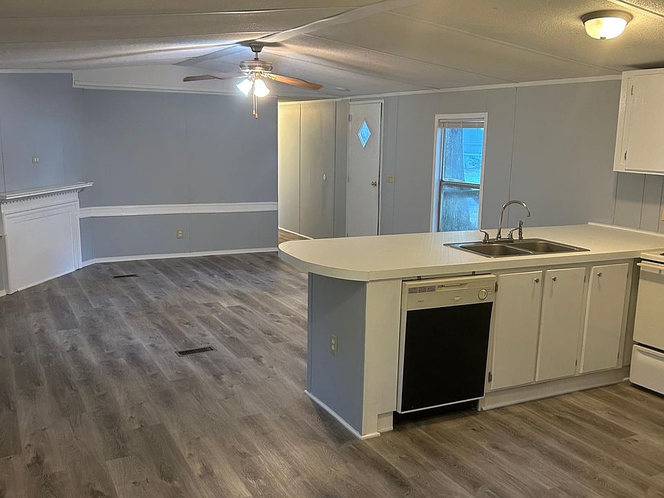 121 Green Acres Cir, Daleville, AL 36322 | Zillow