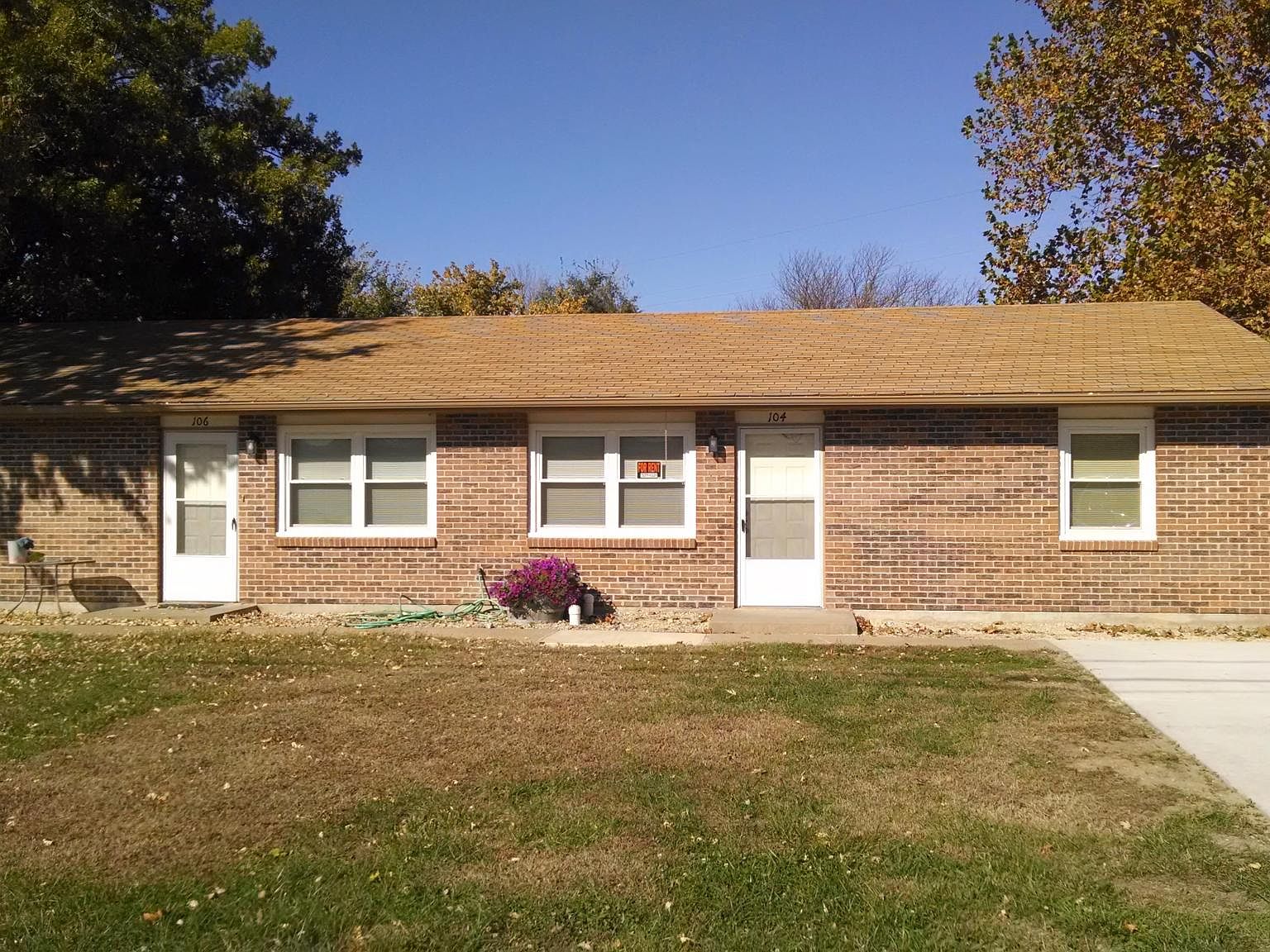 106 Allen Rd, Manhattan, KS 66502 | Zillow