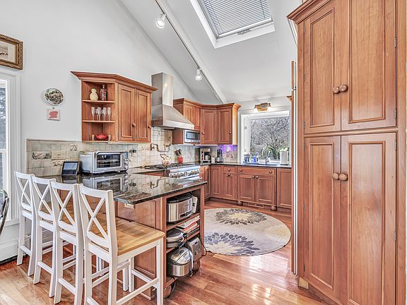 34 Regency Drive, Norwalk, CT 06851 | MLS #24120349 | Zillow