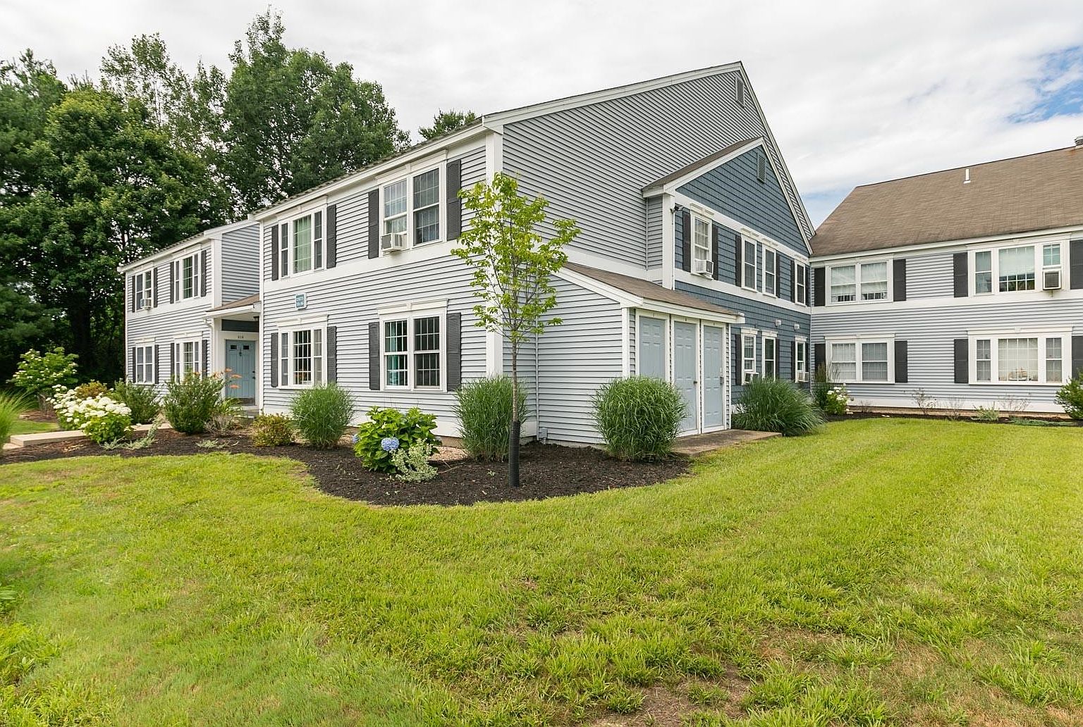 111 Springbrook Circle UNIT 111, Portsmouth, NH 03801 | Zillow