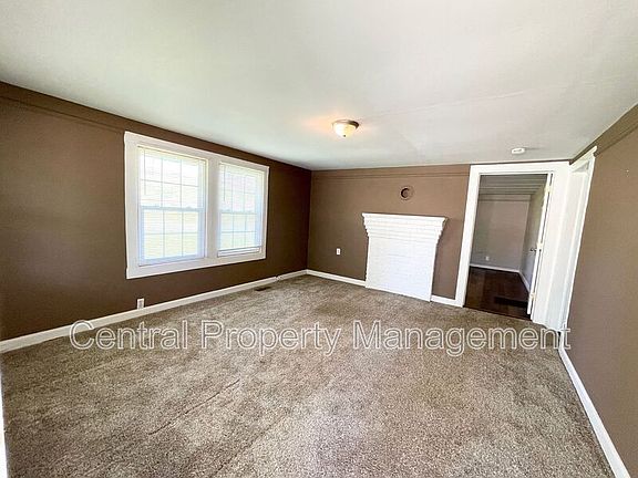 15 Patterson St, Greenville, SC 29601 | Zillow