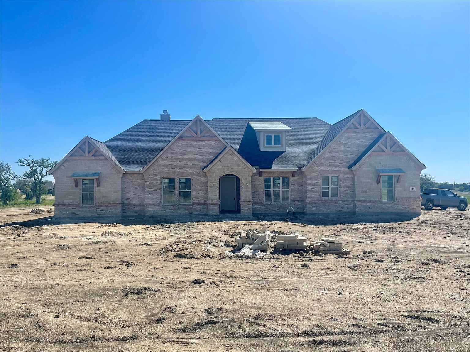 623 Gatlin Pass, Azle, TX 76020 | MLS #20637793 | Zillow