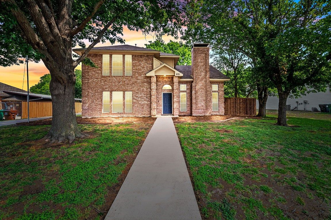 821 Juno Ln, Denton, TX 76209 | Zillow