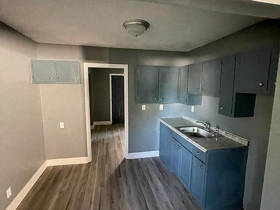 1343 N Gulick Ave APT 8, Decatur, IL 62526 | Zillow