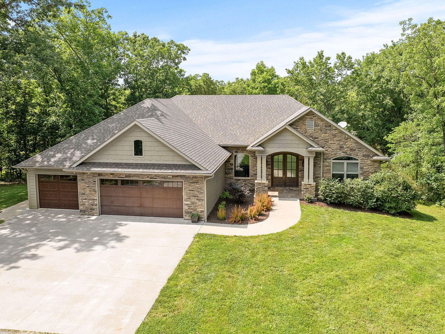 11283 E Vemers Ford Rd, Columbia, MO 65201 | Zillow