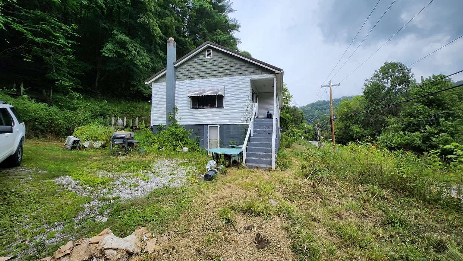 5165 Highway 1344, Calvin, KY 40813 | MLS #11334926 | Zillow