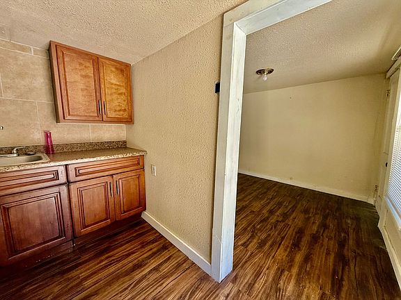 218 Lowell St, San Antonio, TX 78210 | Zillow