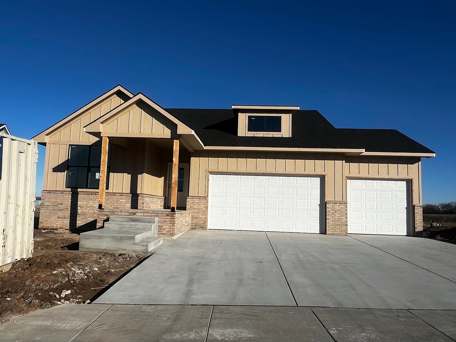 2704 S Clear Creek Cir, Wichita, KS 67230 | MLS #647892 | Zillow