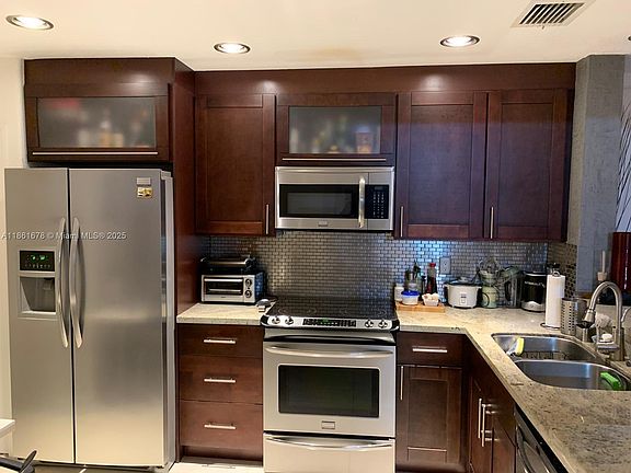 11548 NW 48th Ter #48, Miami, FL 33178 | Zillow