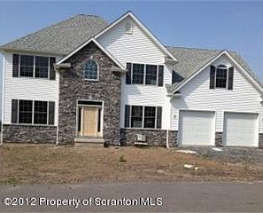 437 Deer Run Dr, Archbald, PA 18403 | Zillow