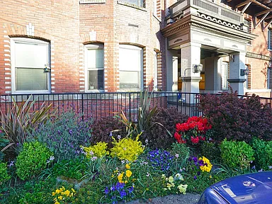 Ben Lomond - 1027 Bellevue Ct E Seattle WA (1 units available) | Zillow