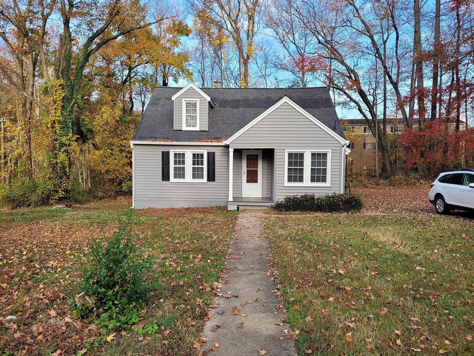 19263 Mockingbird Heights Rd, Triangle, VA 22172 | Zillow