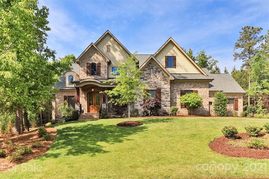3052 Kings Manor Dr, Matthews, NC 28104 | Zillow