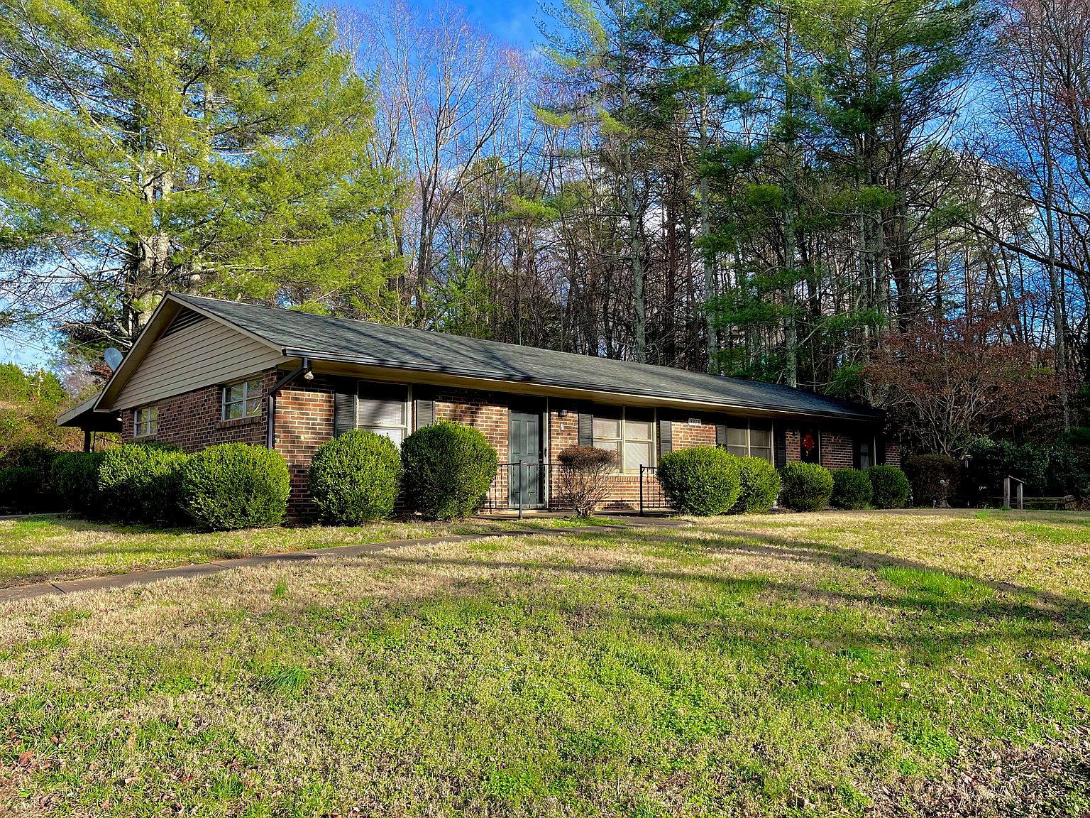 2928 Link Dr, Granite Falls, NC 28630 | Zillow