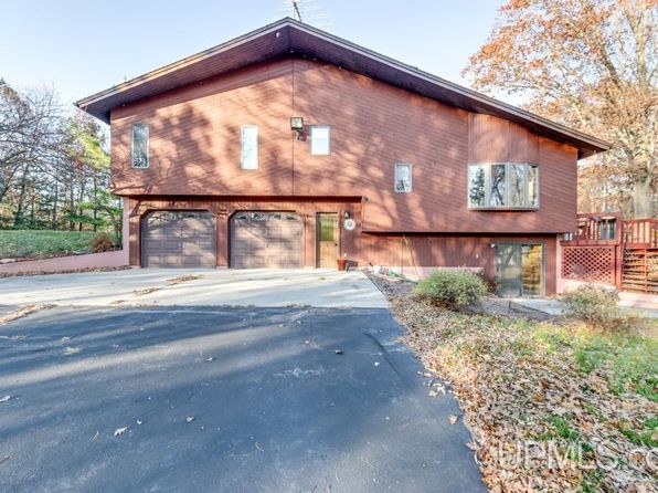 Wallace MI Real Estate - Wallace MI Homes For Sale | Zillow