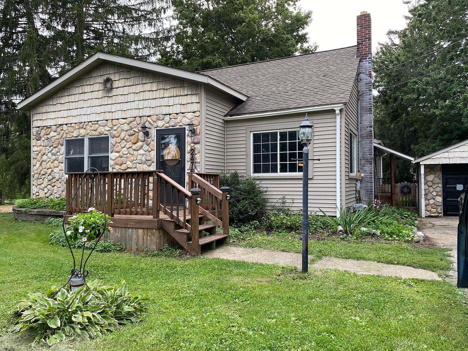 2476 Vandekarr Rd, Owosso, MI 48867 | MLS #50118416 | Zillow