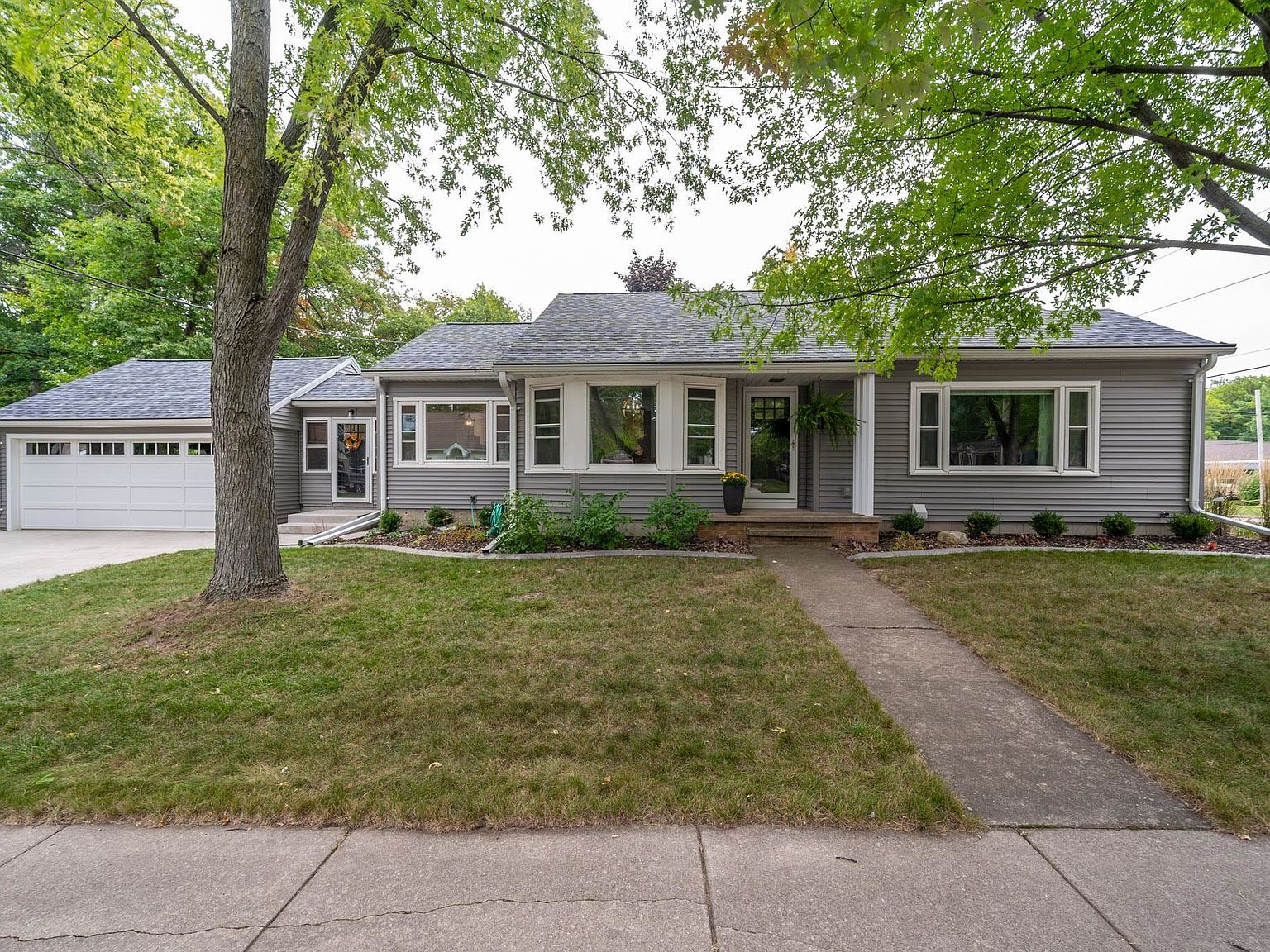 200 Idlewild St, Kaukauna, WI 54130 | MLS #50281679 | Zillow