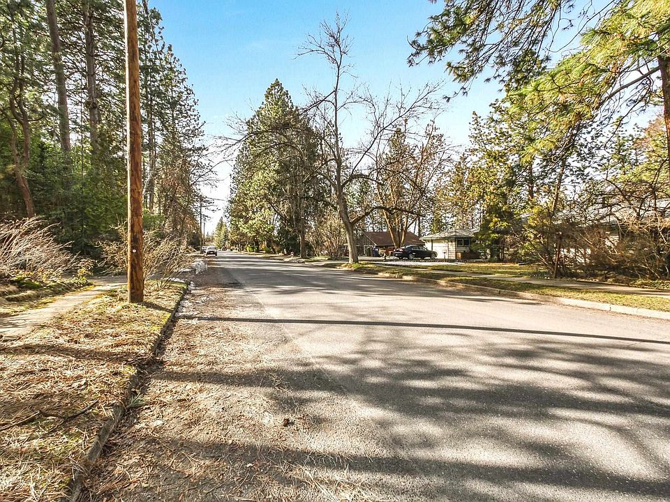 3930 E 17th Ave, Spokane, WA 99223 | Zillow