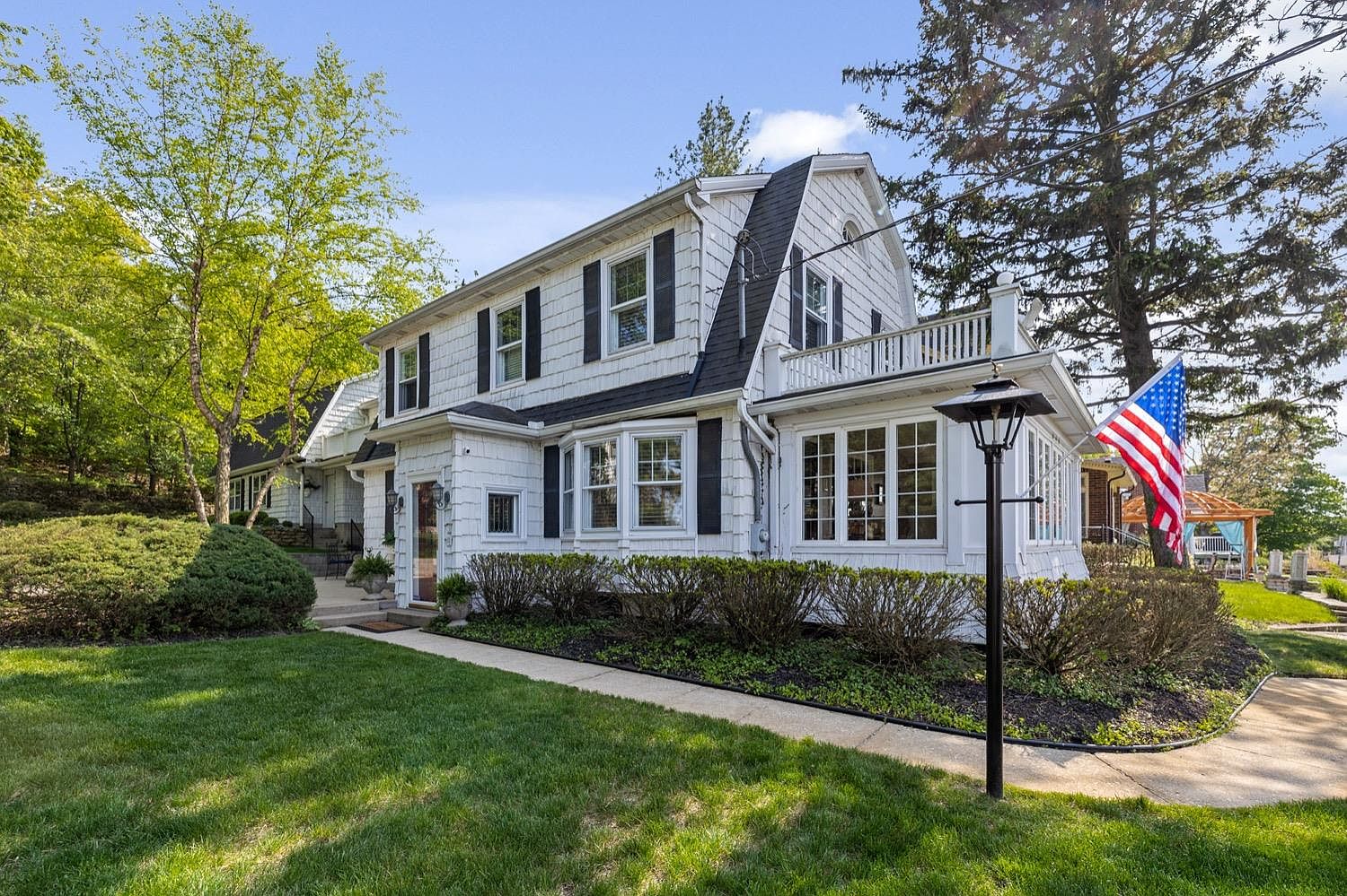 1521 Lake Shore Dr, Michigan City, IN 46360 | MLS #524688 | Zillow