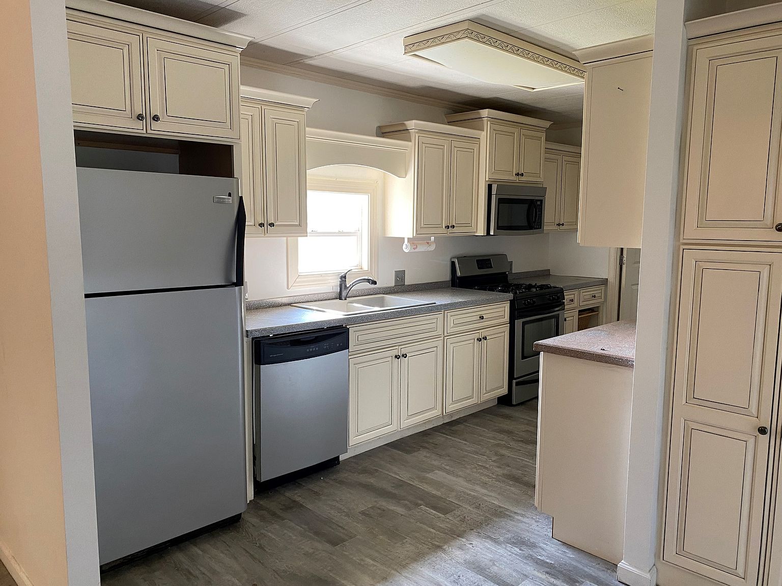 65 Castings Rd #BV65, Springfield, IL 62707 | Zillow