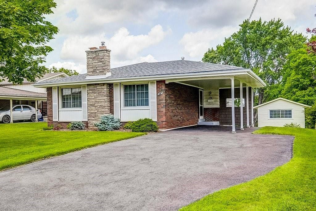 70 Buckingham Dr Hamilton On L9c 2g5 Mls H4167714 Zillow