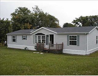 821 Meegan Ave, New Castle, PA 16101 | Zillow