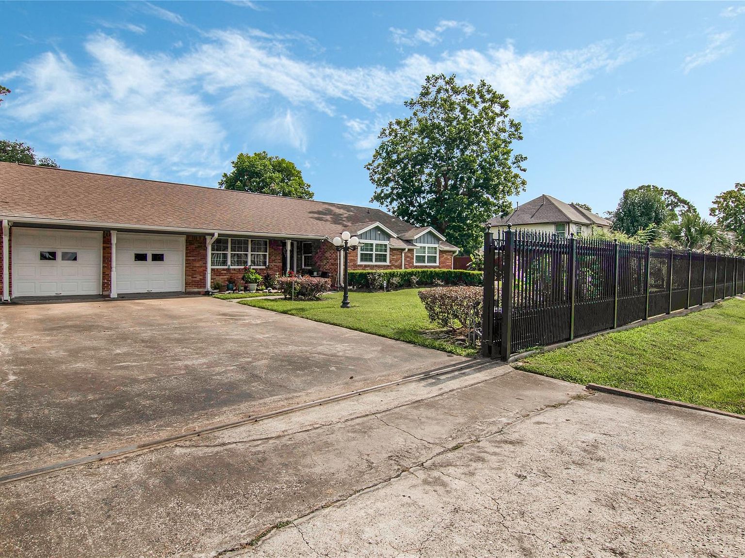 8017 Lanham Ln, Houston, TX 77075 | MLS #87592169 | Zillow