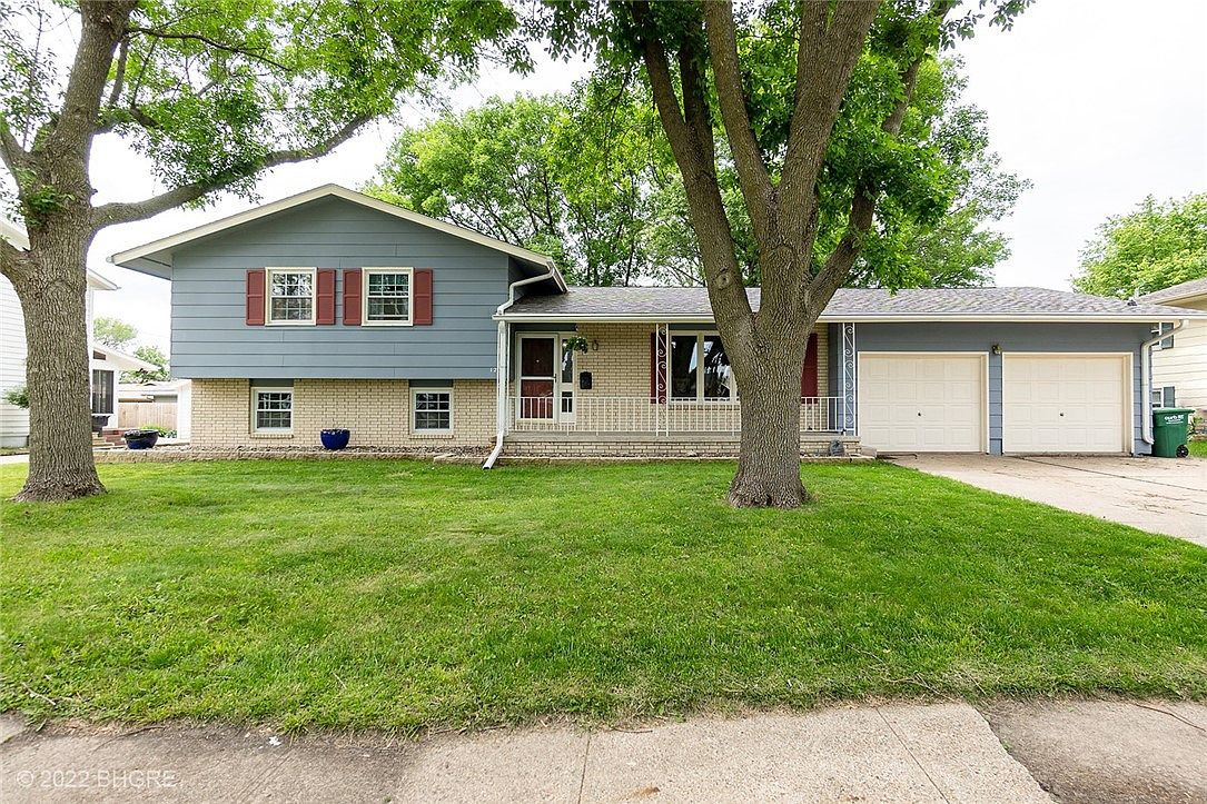 1202 SE Bel Aire Rd, Ankeny, IA 50021 | Zillow