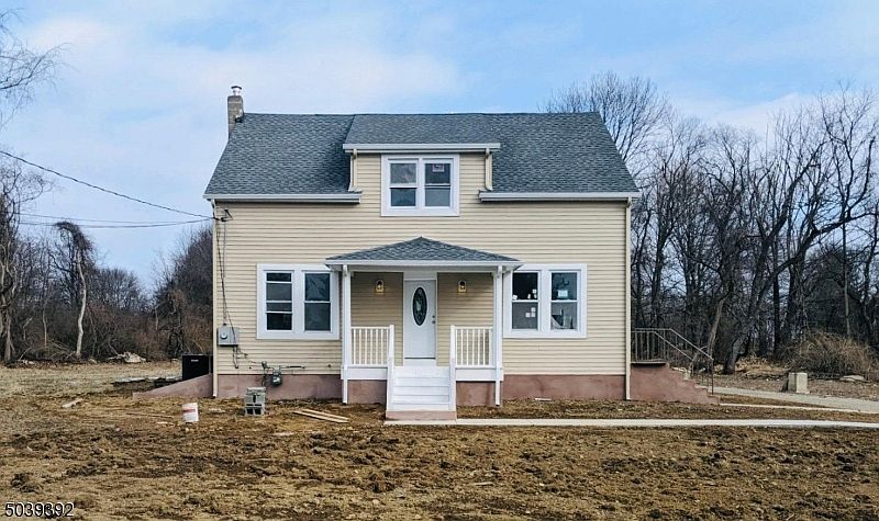 54 Smithtown Rd, Budd Lake, NJ 07828 | Zillow