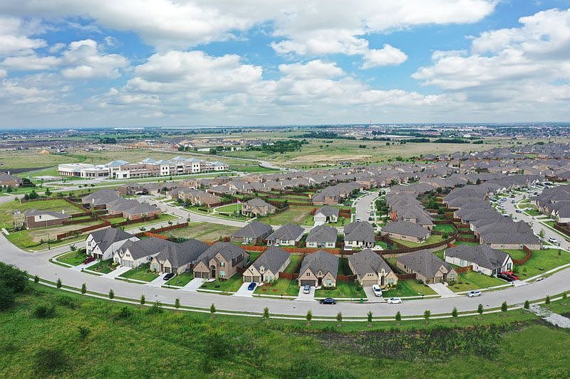 Devonshire by William Ryan Homes in Forney TX | Zillow