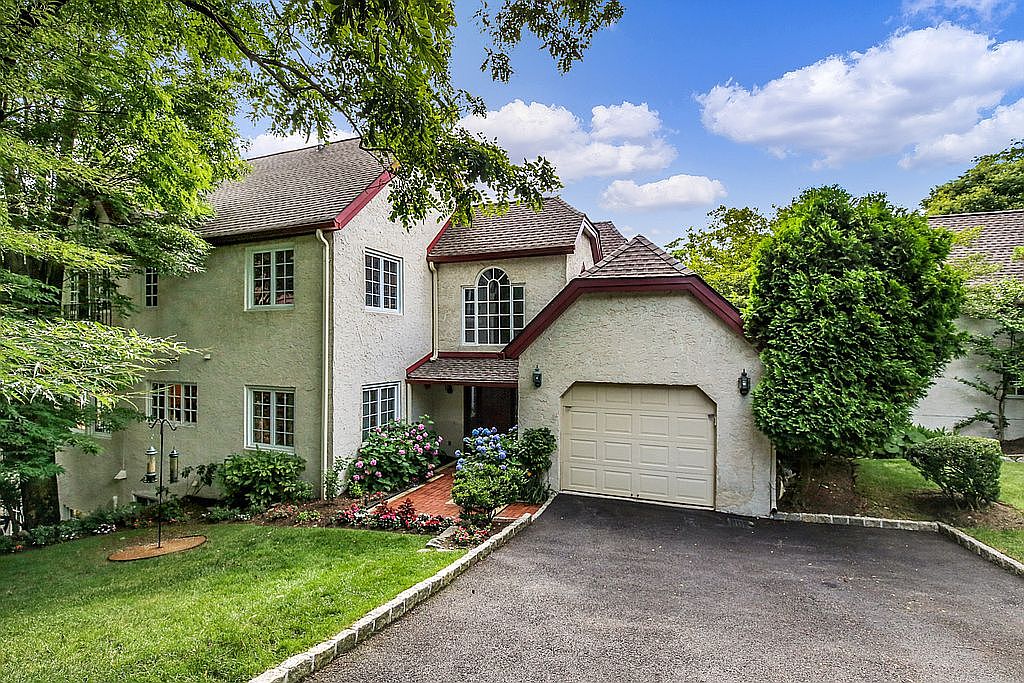 24 Springhurst Park, Dobbs Ferry, NY 10522 | Zillow