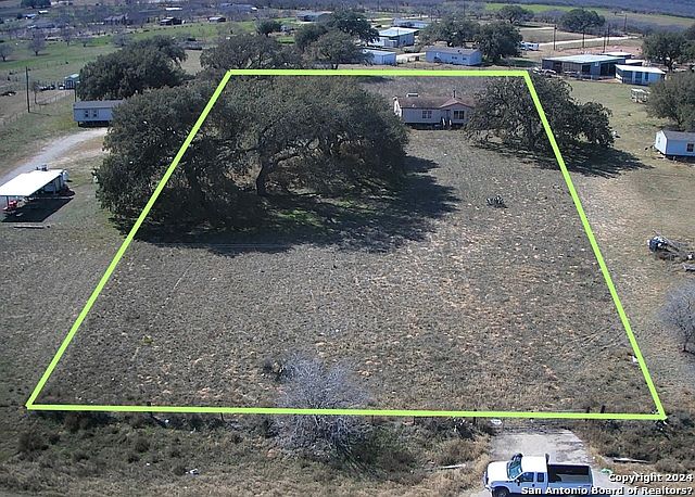 00 Hwy 173 S LOT 7, Devine, TX 78016 | MLS #1754947 | Zillow