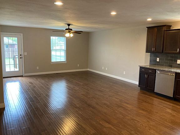 1129 S Arcadia Ave, Springfield, MO 65804 | Zillow