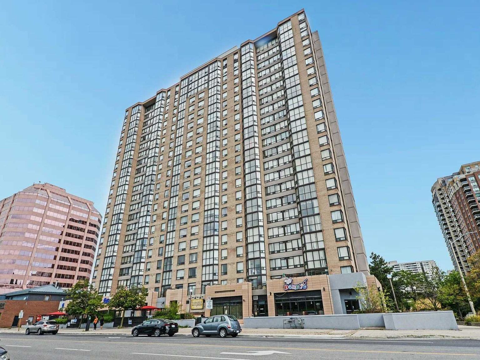 265 Enfield Pl #1006, Mississauga, ON L5B 3Y7 | Zillow