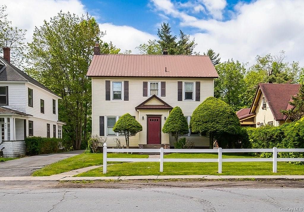 557 W Broadway, Monticello, NY 12701 | Zillow