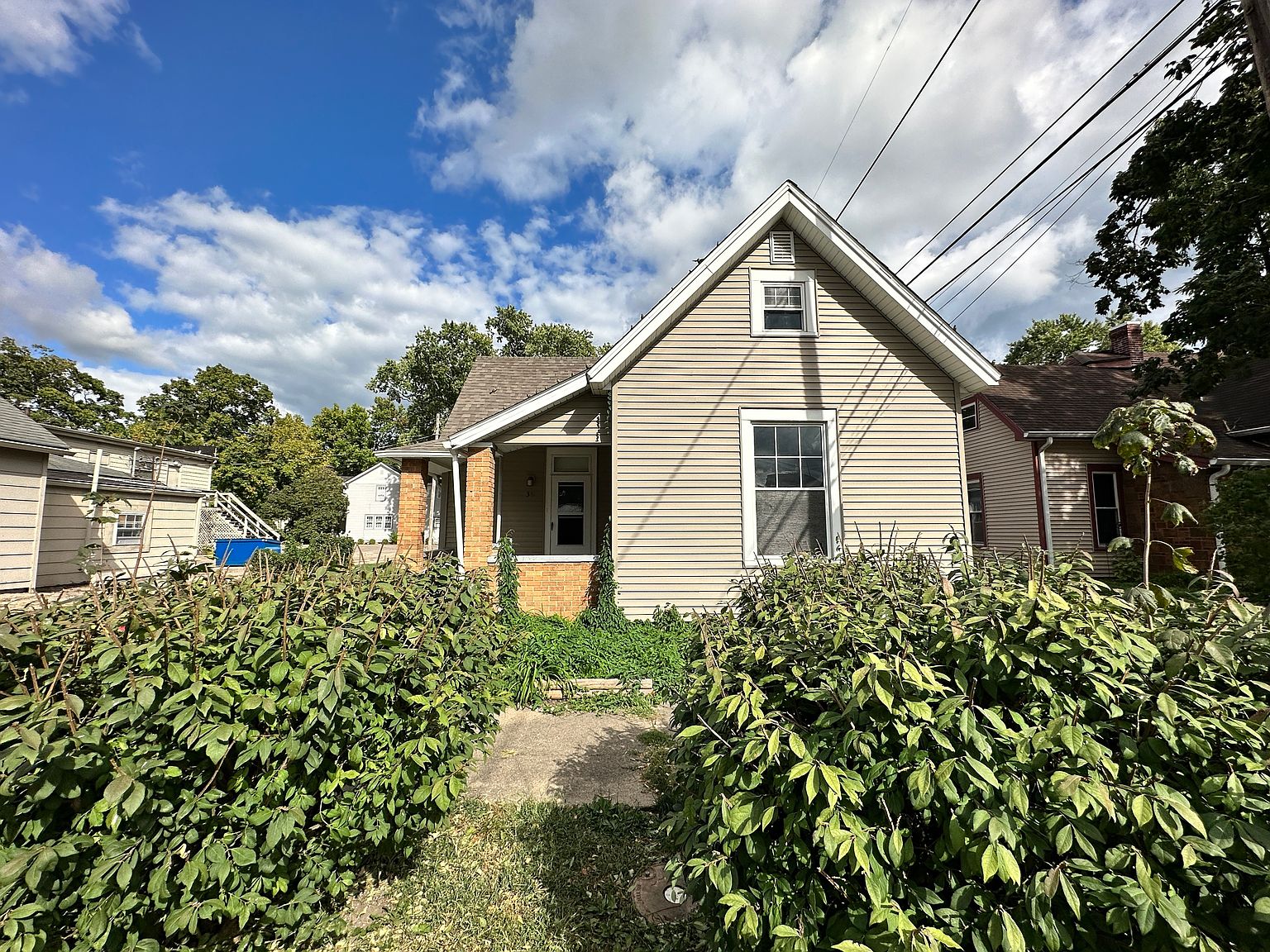 39 S Sycamore St, Martinsville, IN 46151 | MLS #21942549 | Zillow