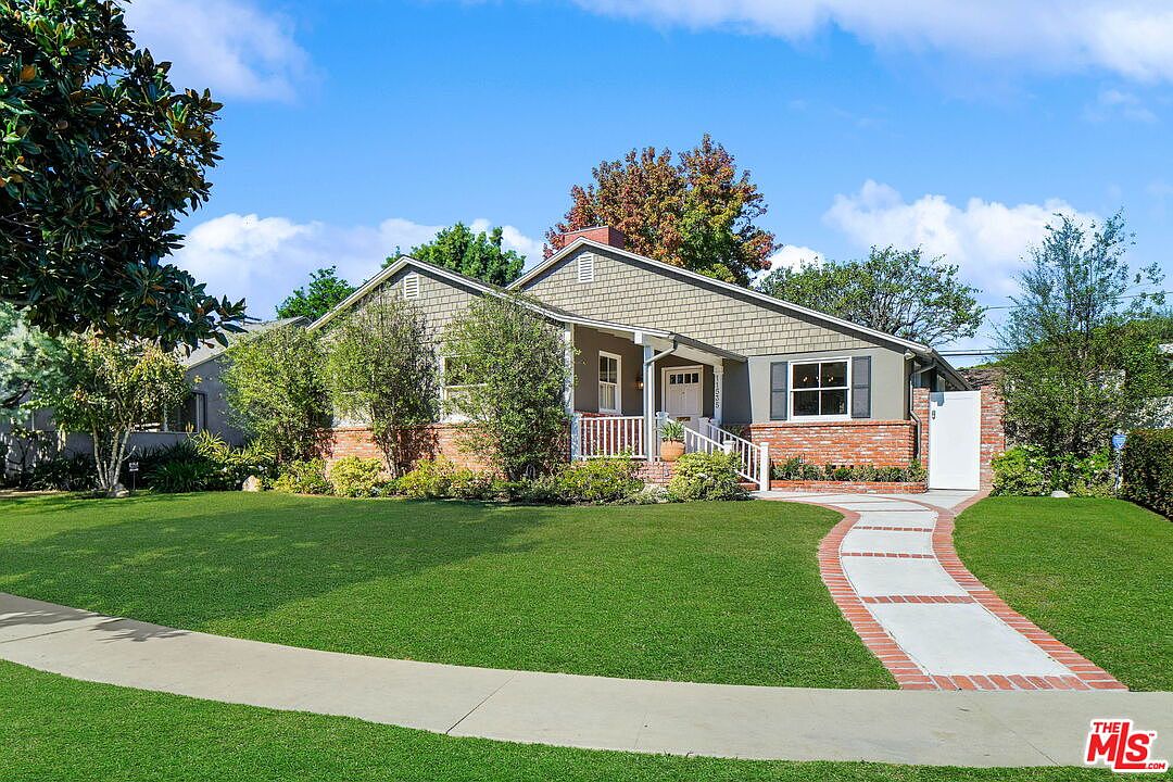 11535 Clover Ave, Los Angeles, CA 90066 | MLS #23-327789 | Zillow